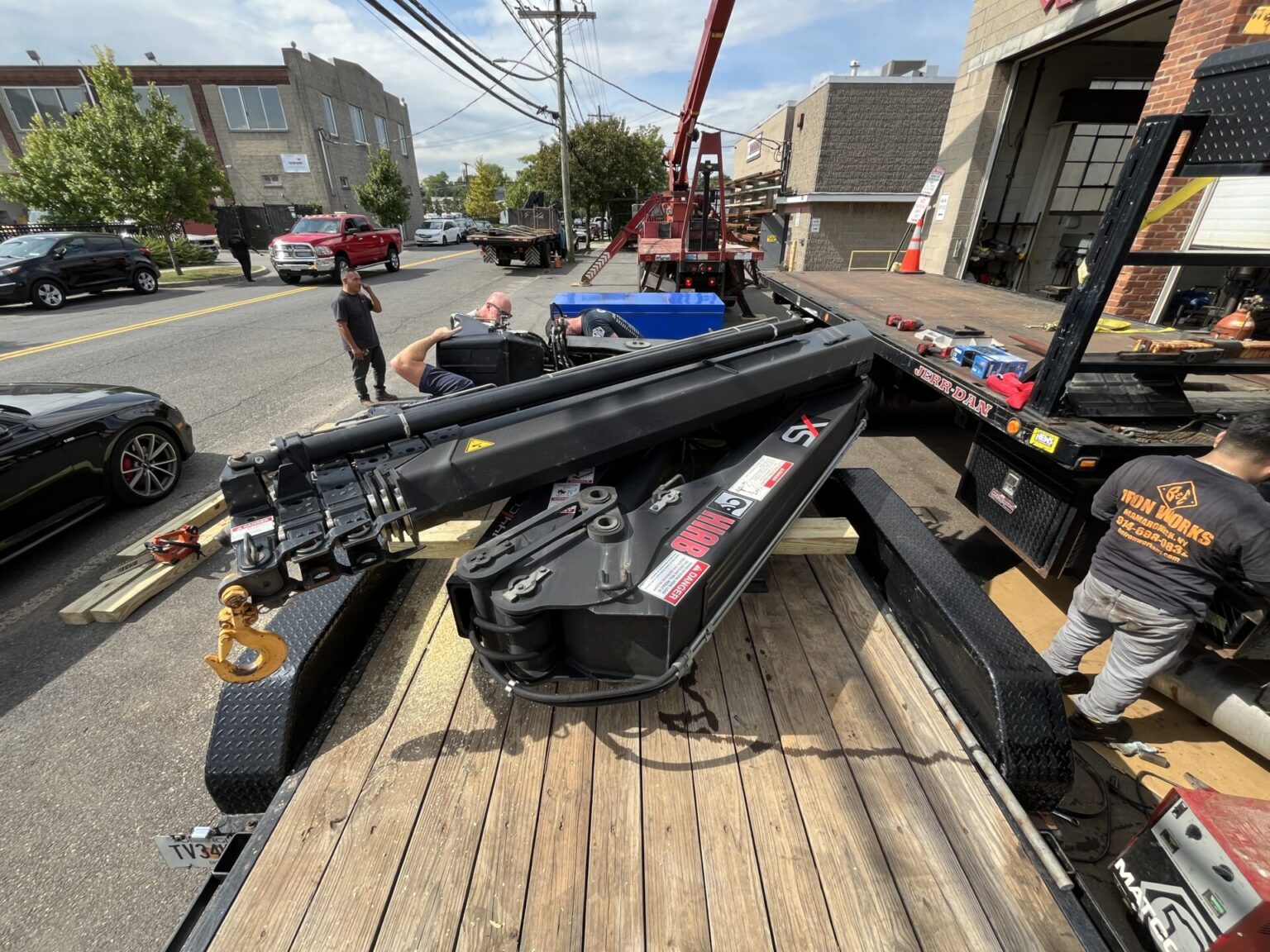 Sirens Project Acquires Hiab 144 CL5 Knuckleboom Crane | sirensproject.org